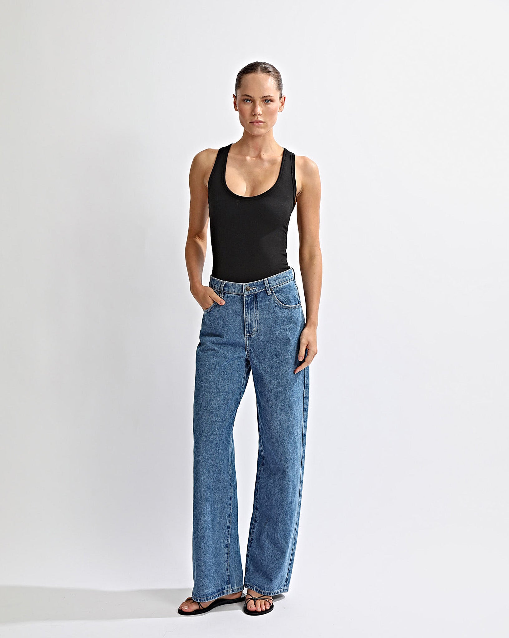 Amelia Tank Black – One Mile The Label