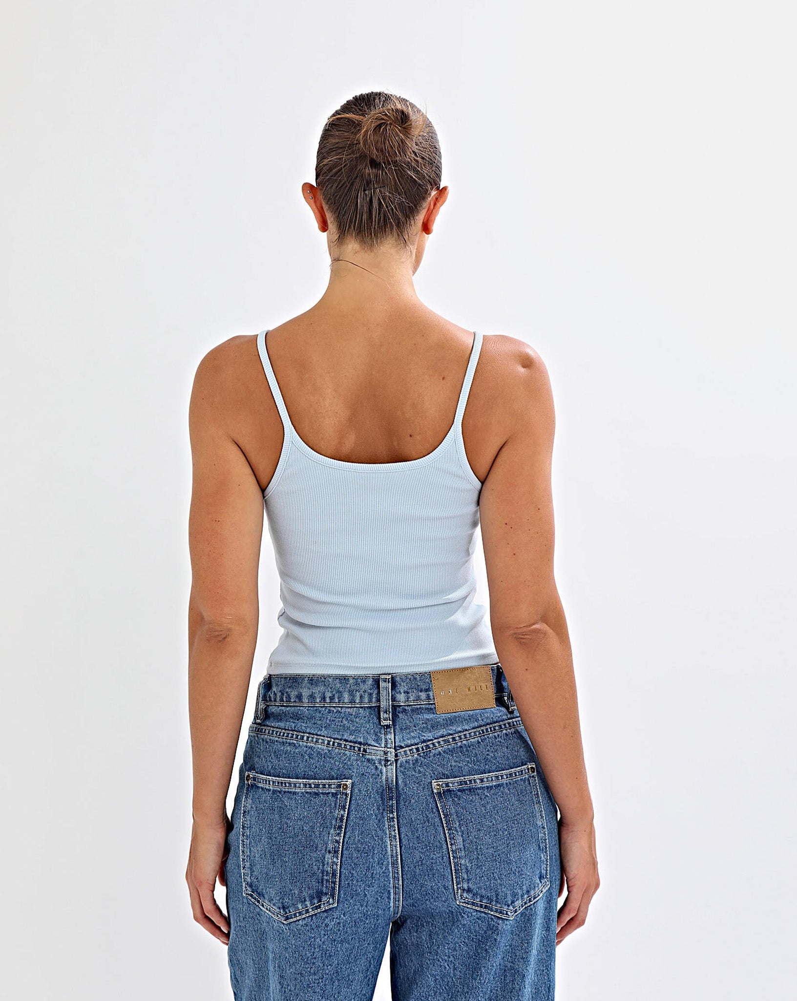 Oli Tank Blue – One Mile The Label