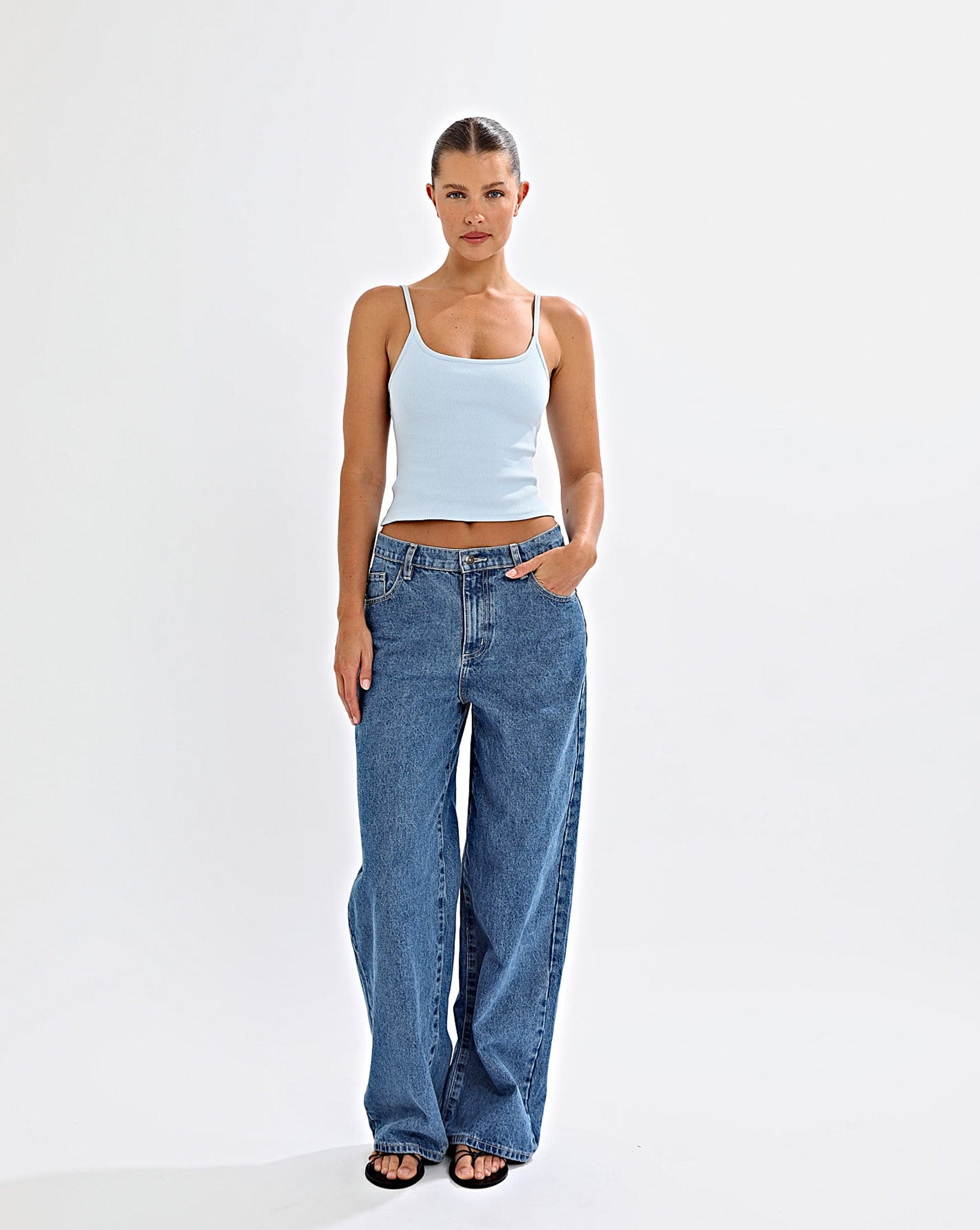 Oli Tank Blue – One Mile The Label