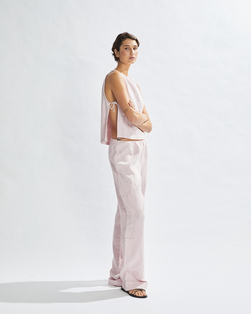 Bottoms – One Mile The Label