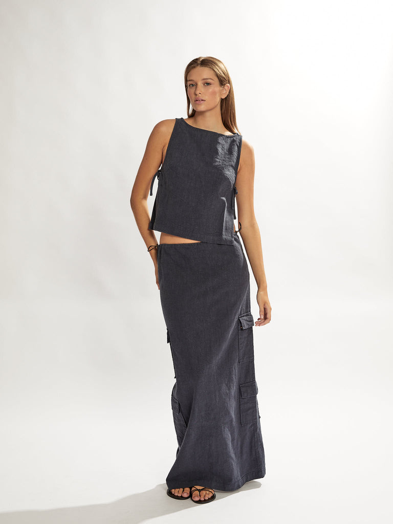 Bottoms – One Mile The Label